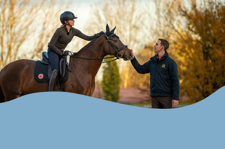 Aubenhausen Academy - Trainiere mit den Dressur-Profis!